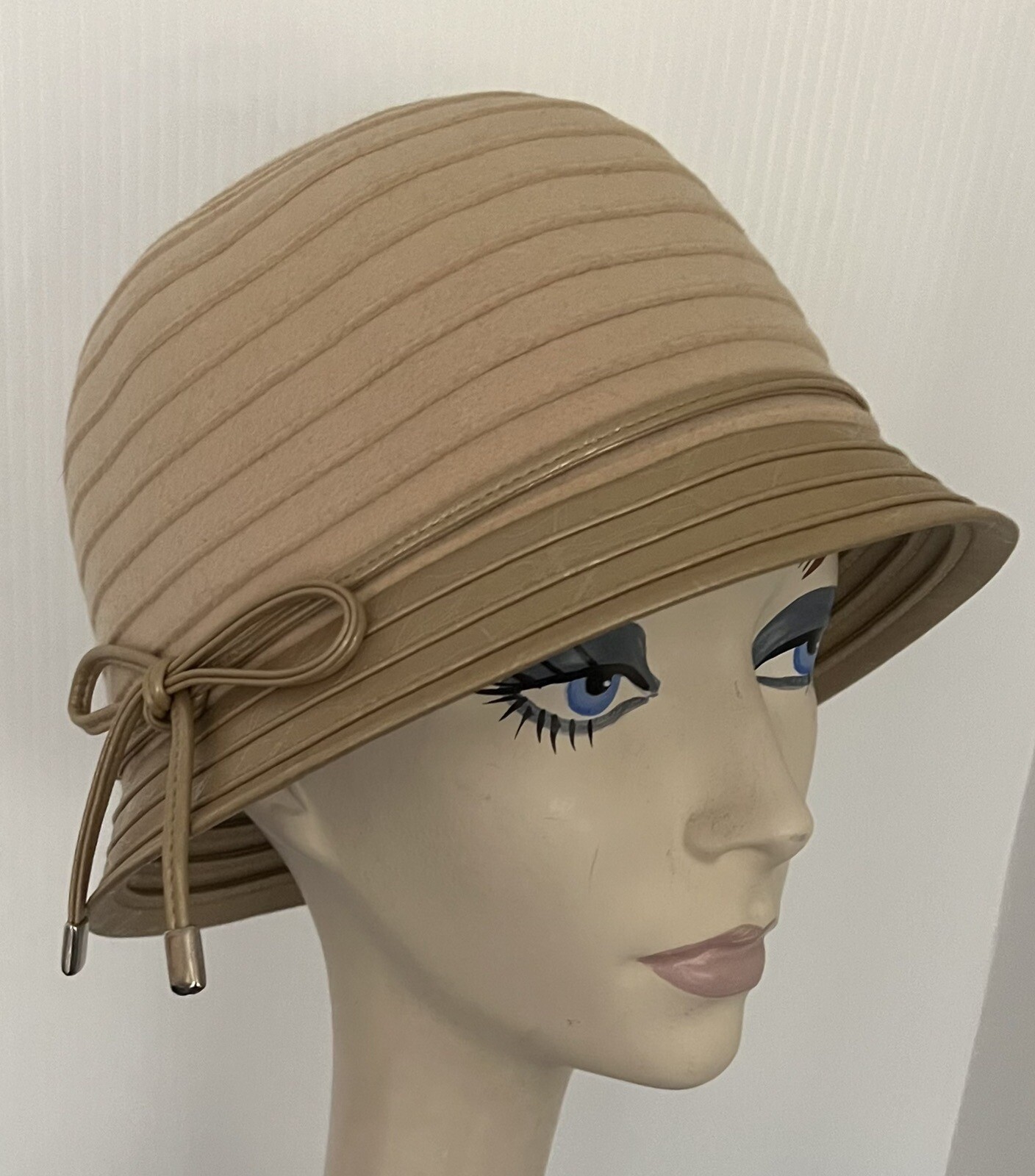 NWT! Lemon Helen's Hats Designer Cloche Hat CAMEL Wool Felt w Faux ...