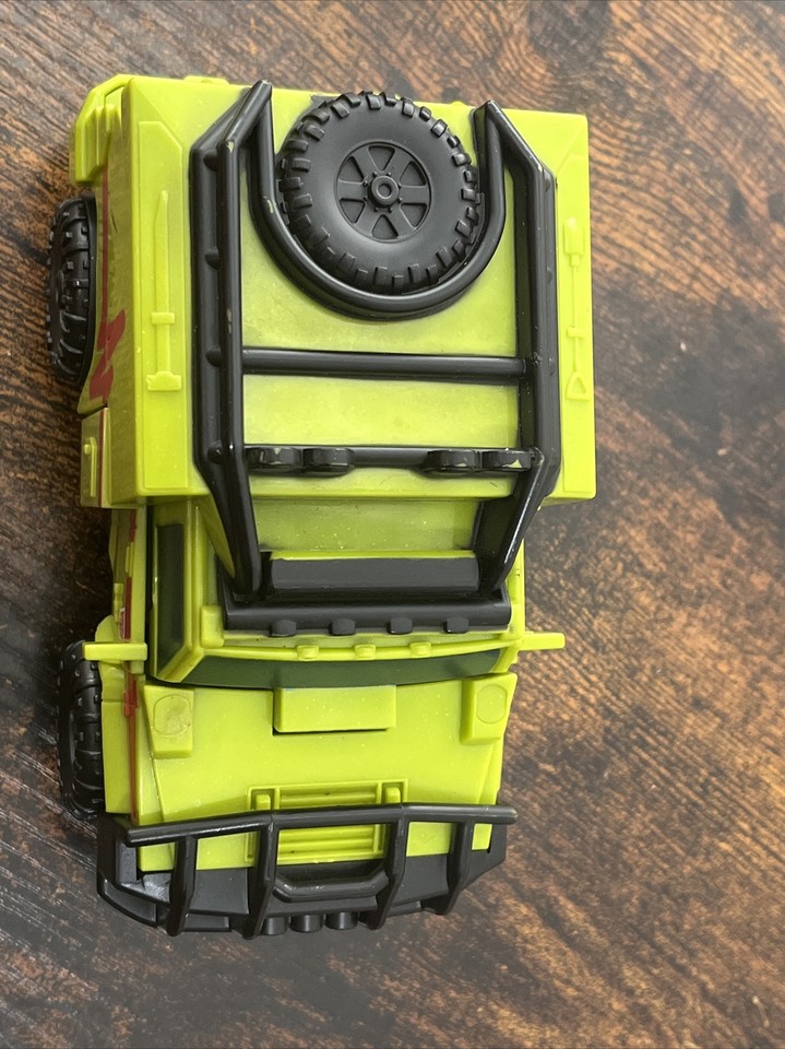 Takara Hasbro 2006 Transformers Green Autobot Ratchet Assault Hummer ...