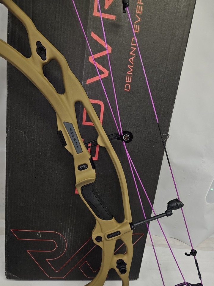 Hoyt RX-8 Ultra 50 - 60lbs/27" - 32"/Bourbon Riser/Blackout Limbs | eBay