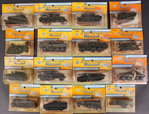 ** VINTAGE ** Lot of 16 ROCO - HO Model Miniatures Mini Tanks | eBay
