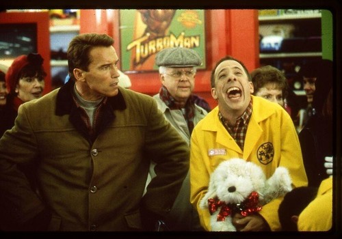 JINGLE ALL THE WAY CAST Arnold Schwarzenegger PATRICK RICHWOOD 1996 ...