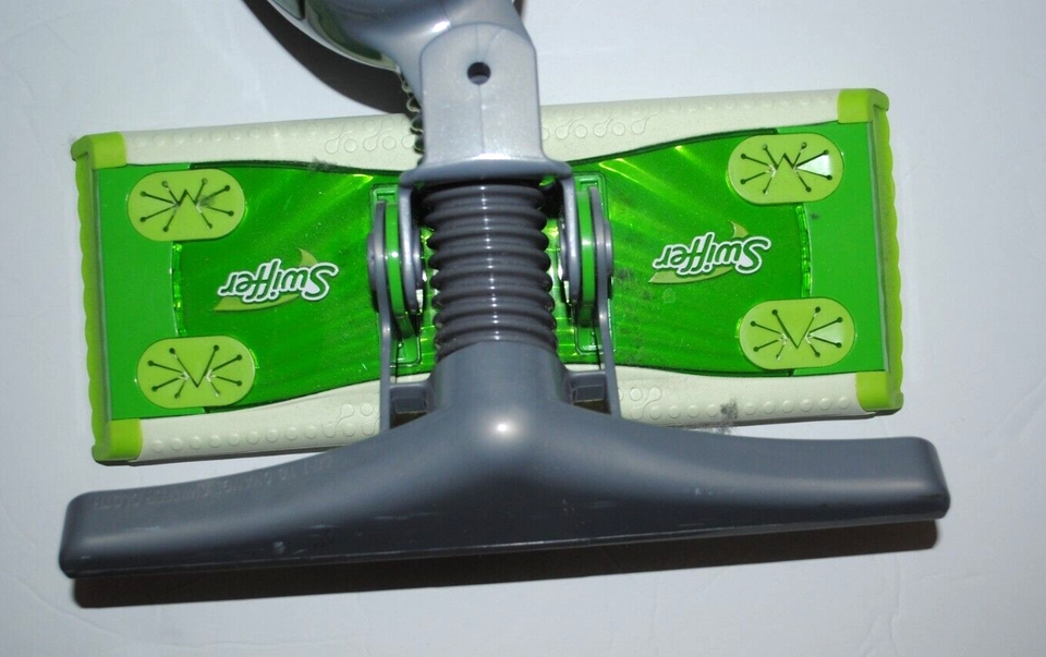 SWIFFER SWEEP+VAC CORDLESS VACUUM L4000-000 WORKS INCLUDES CHARGER ...