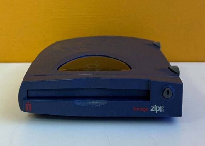 Iomega Zip 250 Z250P Includes Drive/Adapter/250 MB Disk, External ...