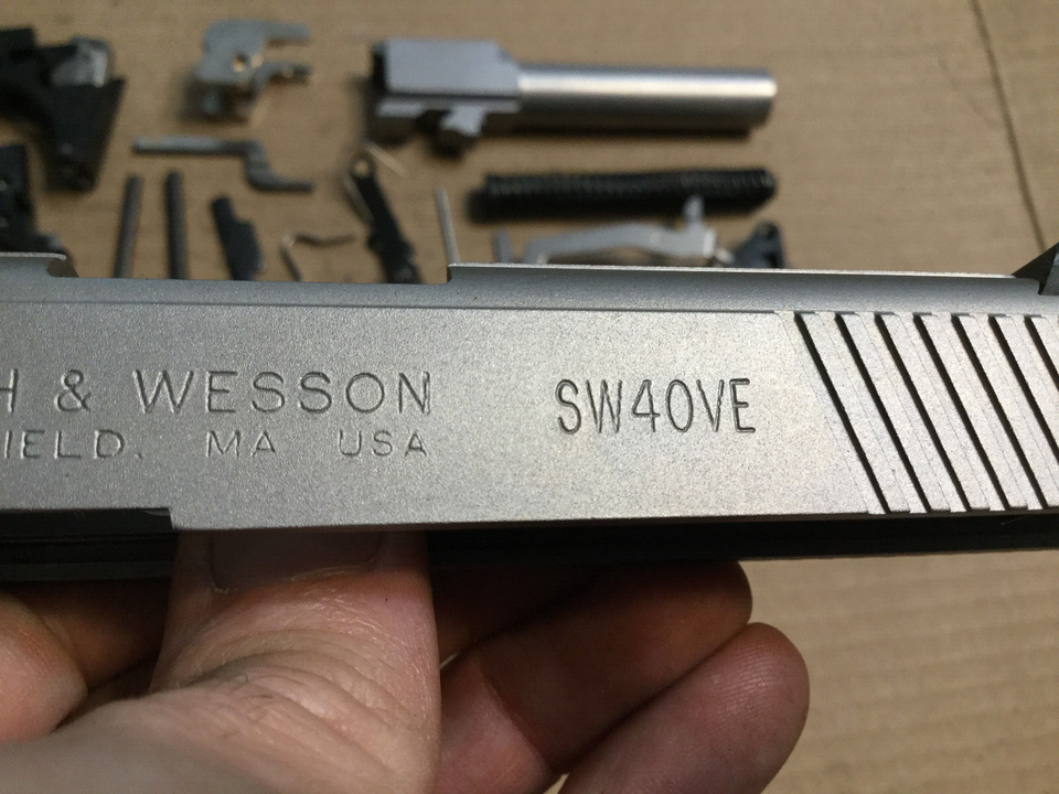 Smith & Wesson S&W SW40VE Parts Lot - Upper Slide And Parts rebuild ...