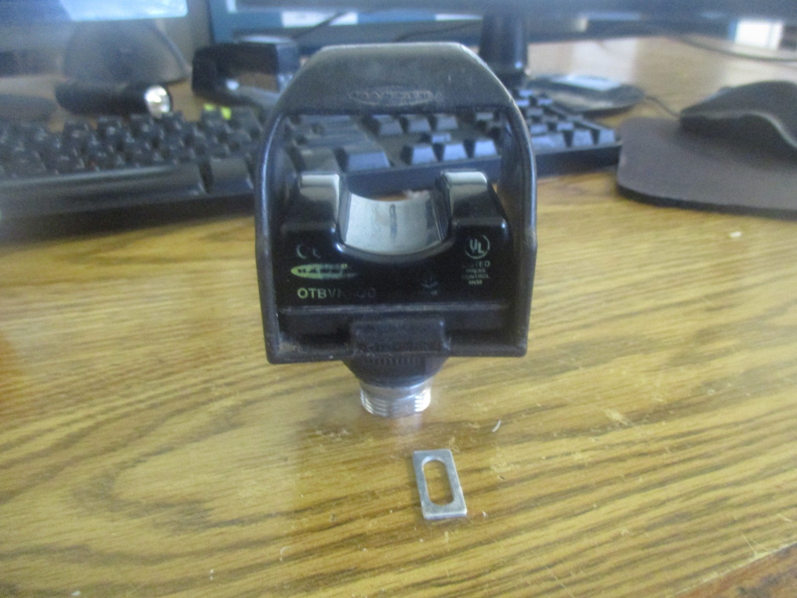 Banner Model: OTBVN6QD Safety Touch Button with Cover | eBay