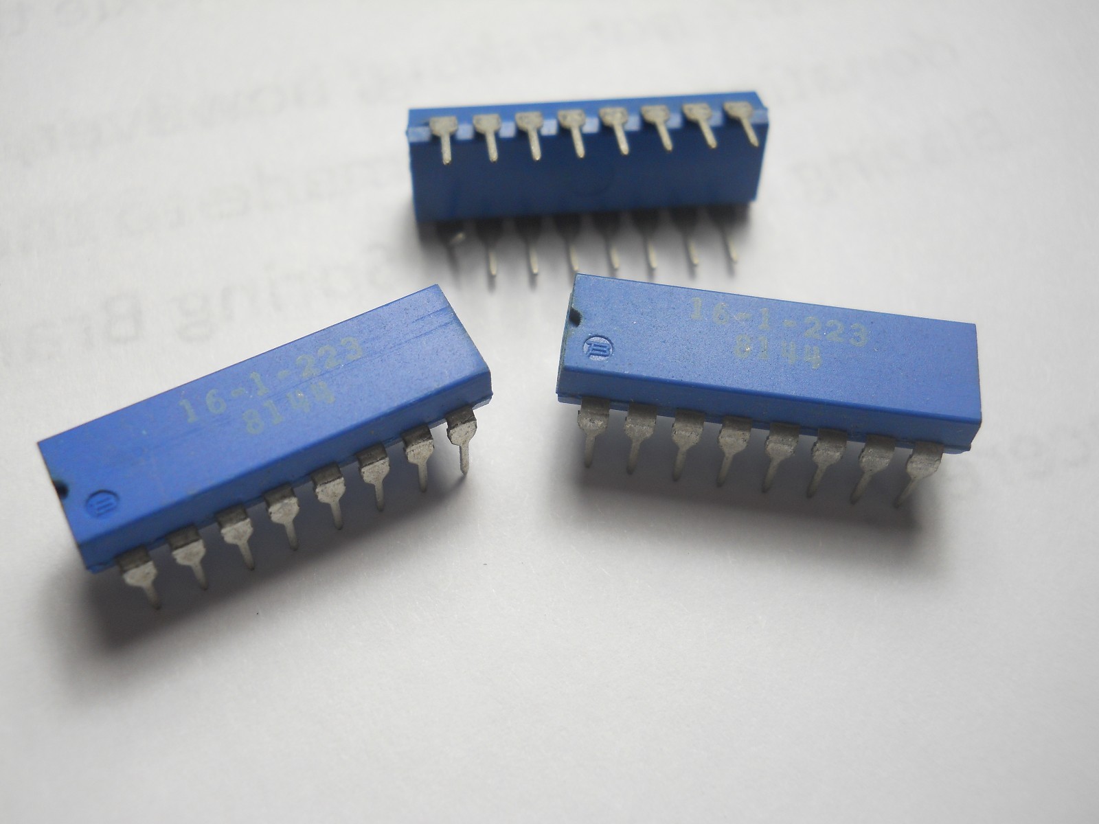 22K Ohm 16 Pin DIP (dual inline package) Resistor (New Old Stock)(QTY 5 ...