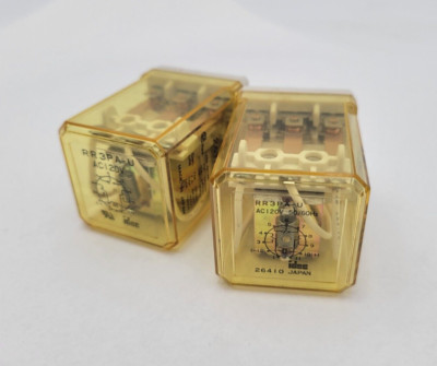 2PC Lot IDEC RR3PA-U Ice Cube Relay 11 Pin Plug In Coil 120V 3PDT 10A ...