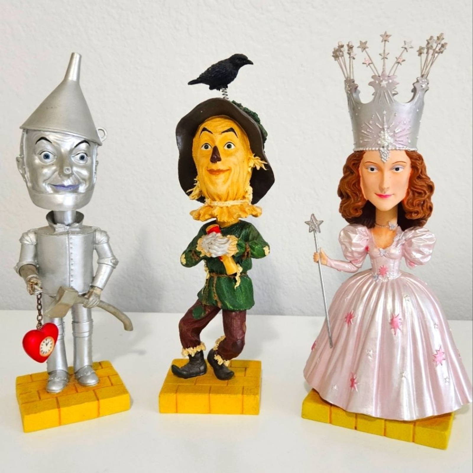 Wizard of Oz Moving Bobbleheads Resin Tin Man Scarecrow Glenda Witch ...