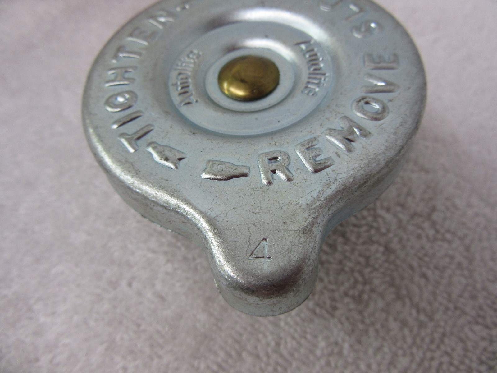 NOS 1952-1964 Ford Fairlane Mainline Galaxie 4 Pound Radiator Cap dp | eBay