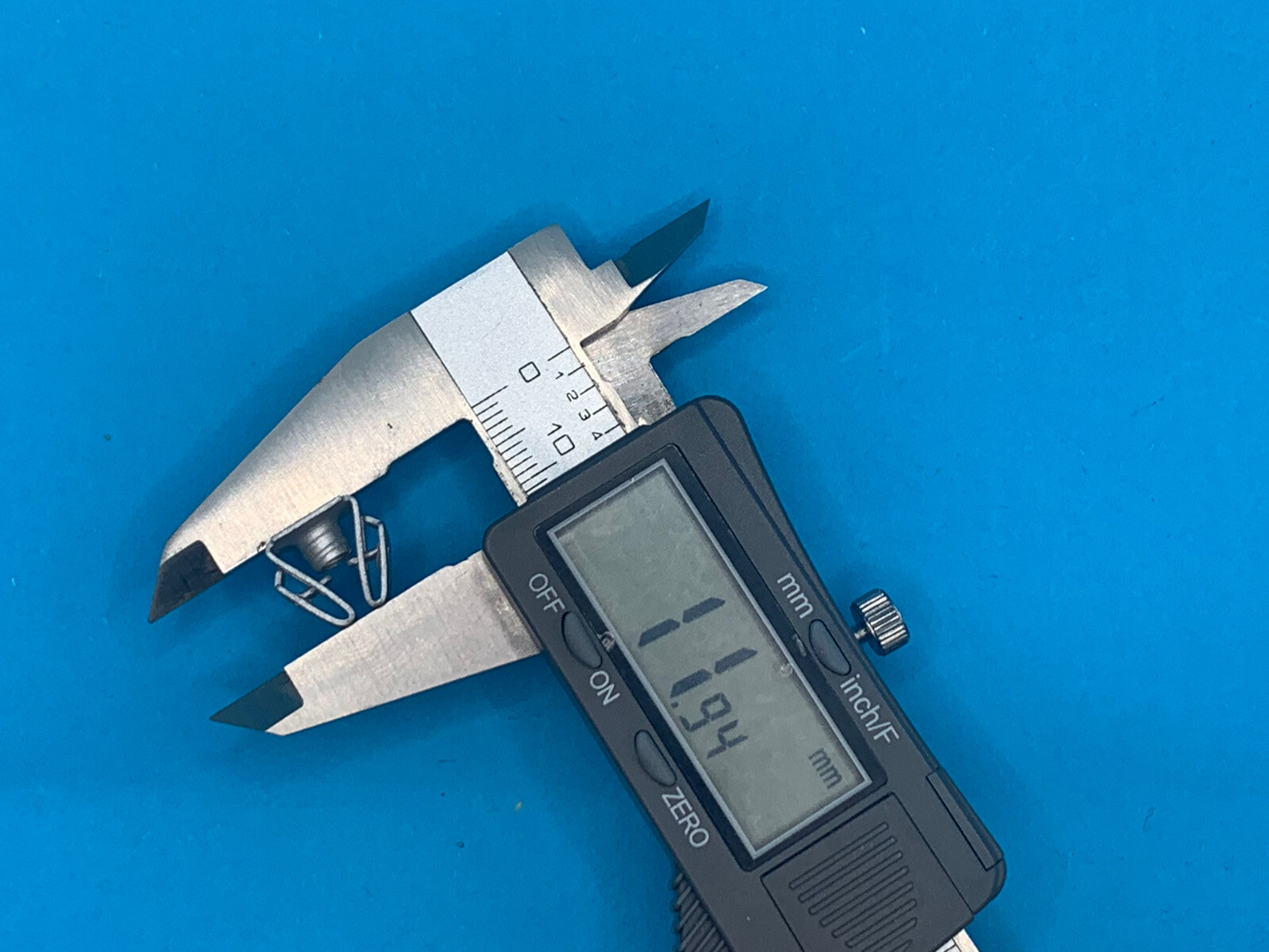 (Pack of 5) Radiator Grille Panel Push Nut for Dodge Jeep Chrysler ...