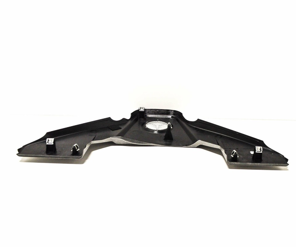 2006-2011 Mercedes-Benz ML W164 Engine Cover Plate | A1560100467 ...