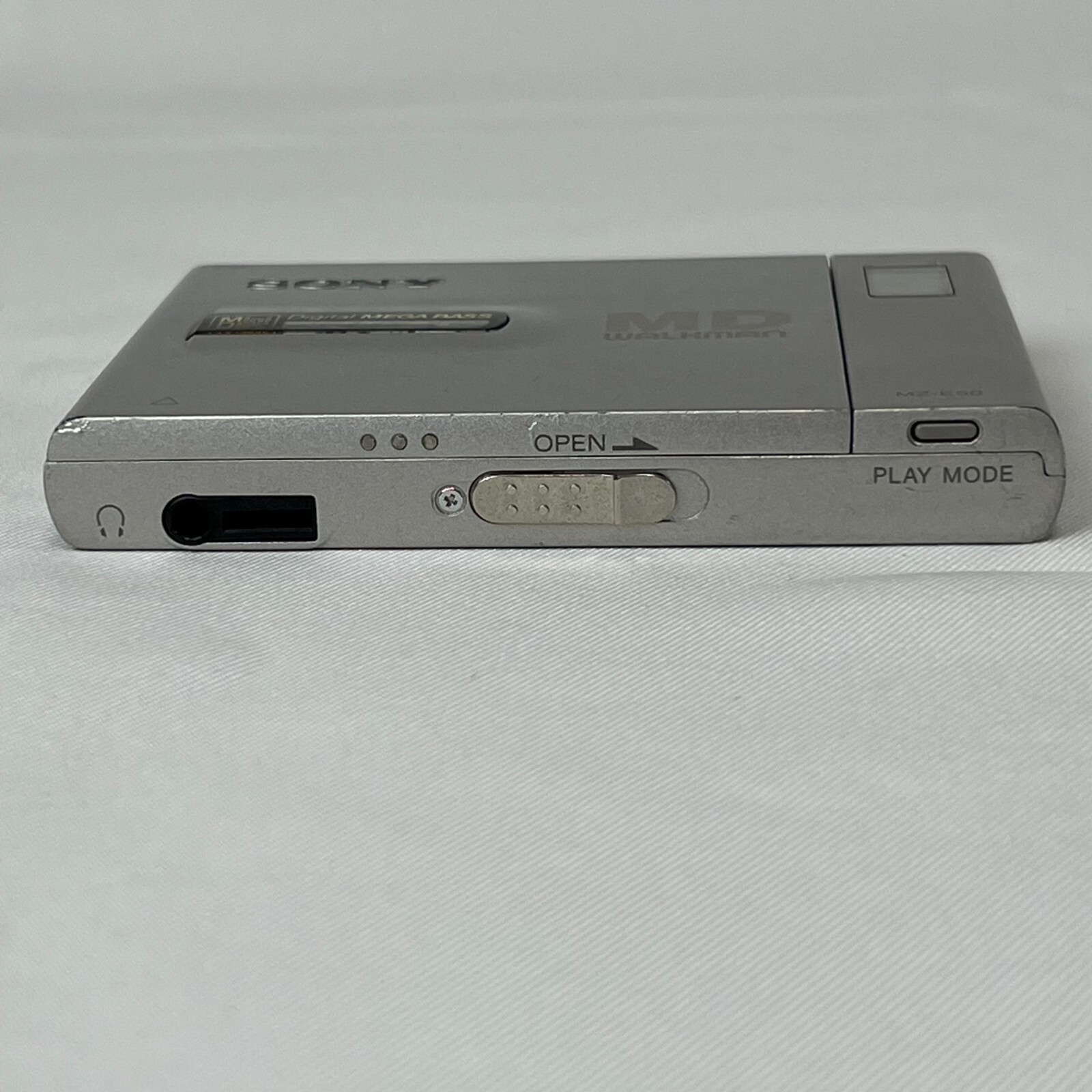 Sony MZ-E50 MiniDisc Portable MD Walkman Player Silver Free Shipping ...
