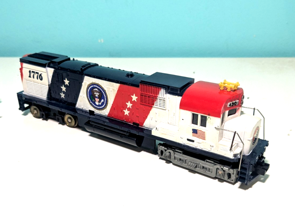 HO Scale Tyco Spirit of 1776 Bicentennial Locomotive And Caboose ...