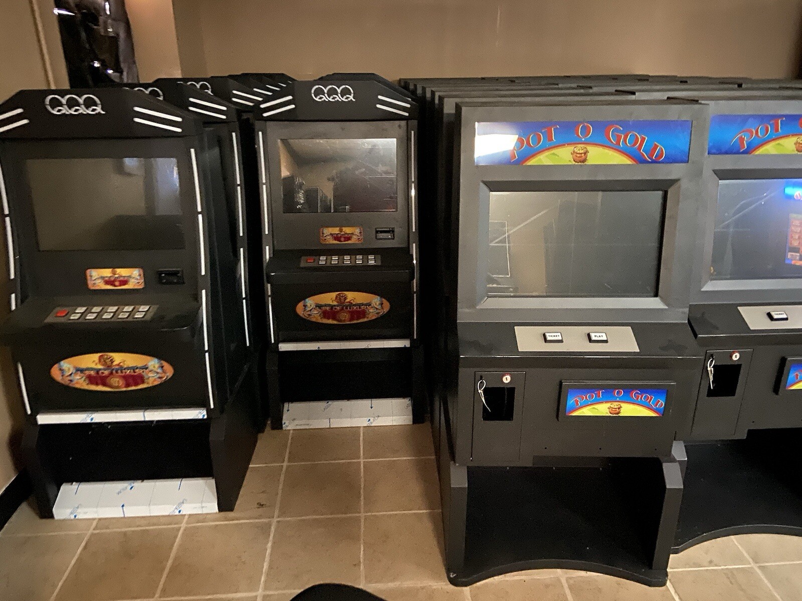 NEW METAL POG - POT O GOLD - Life of Luxury - Fireball - GOLD TOUCH ...