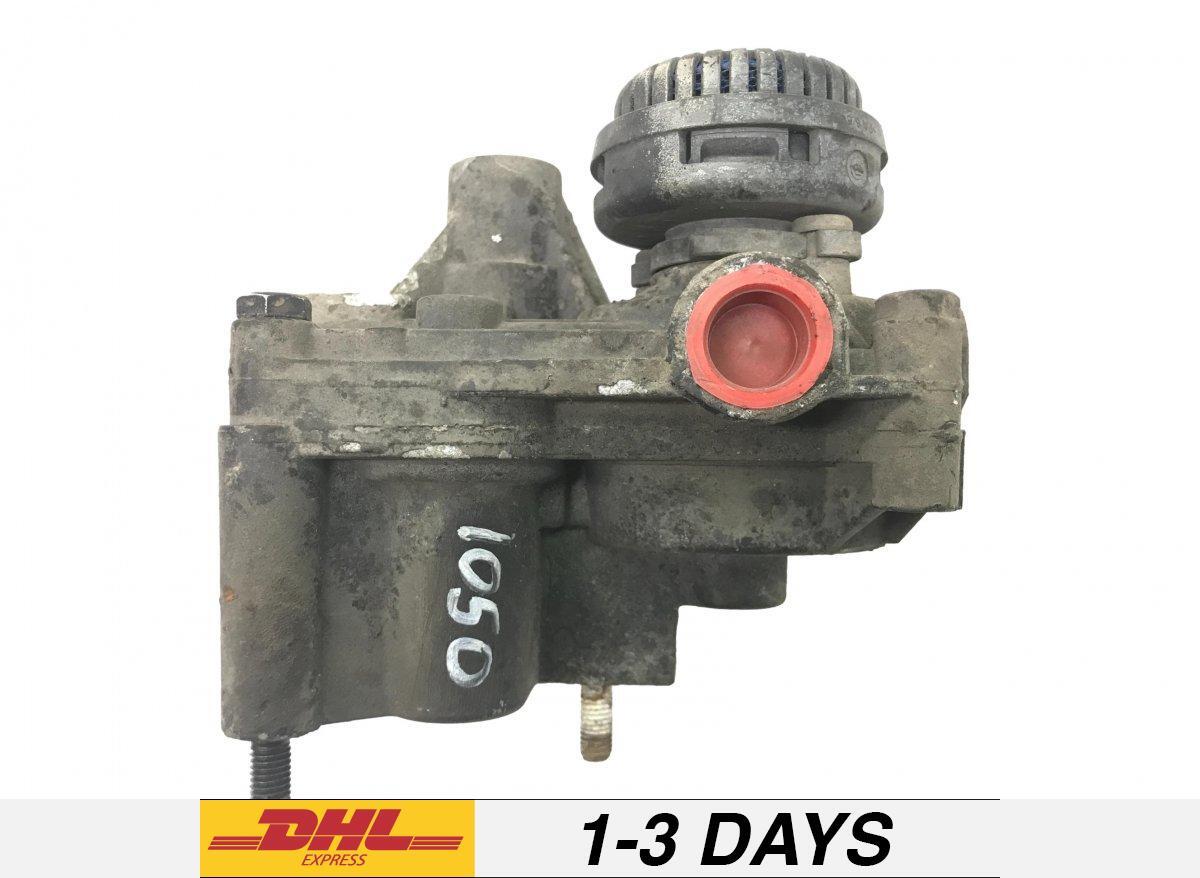 A0054296944 Wabco 4802020040 Proportional Relay Valve EBS For Mercedes ...