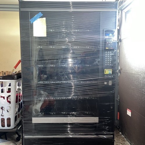 Brand New Vending Machine -UNUSED W/Card Reader! SNACK ONLY | eBay