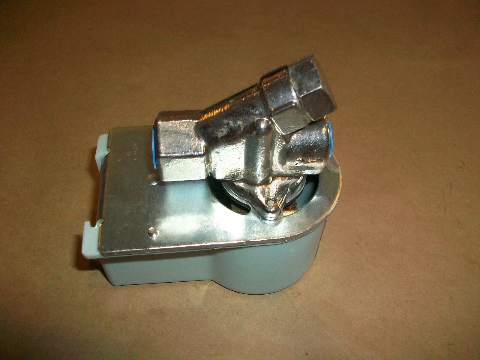 Ecolab Solenoid Valve 442 DEMA 24VAC NEW | eBay