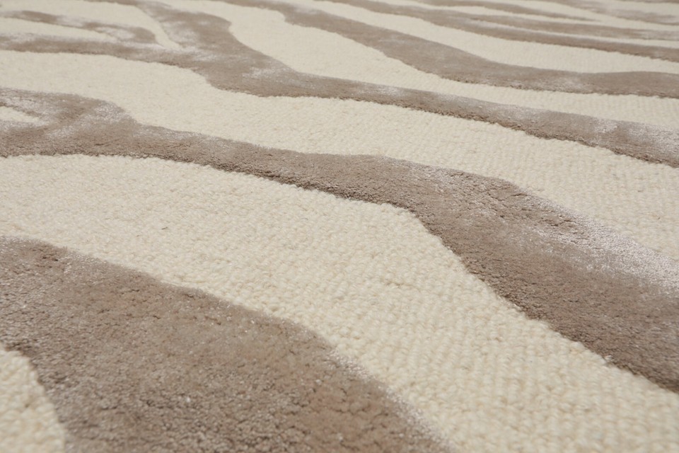 Multi Sizes Handmade Wool & Faux Silk Animal Print Zebra Area Rug Ivory ...