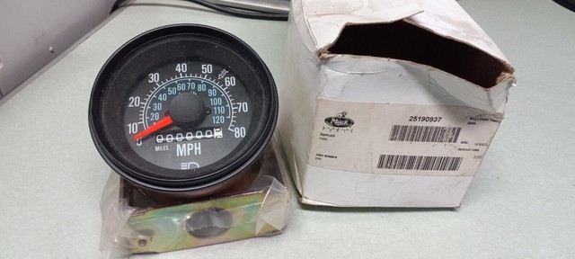 Mack Truck Speedometer Gauge Mack 25190937 6MT337P1 for sale online | eBay