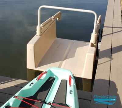 YakPort Kayak Launch w/ Overhead & Side Bars, Floating Kayak Dock ...
