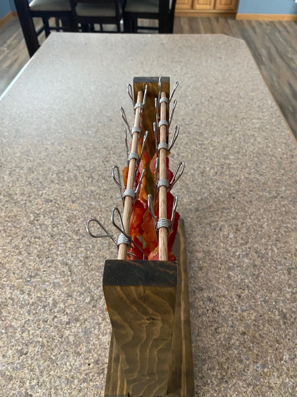 USA HANDCRAFTED CLOTHESLINE BACON HANGER, PARTY DISPLAY BACON RACK 10 ...