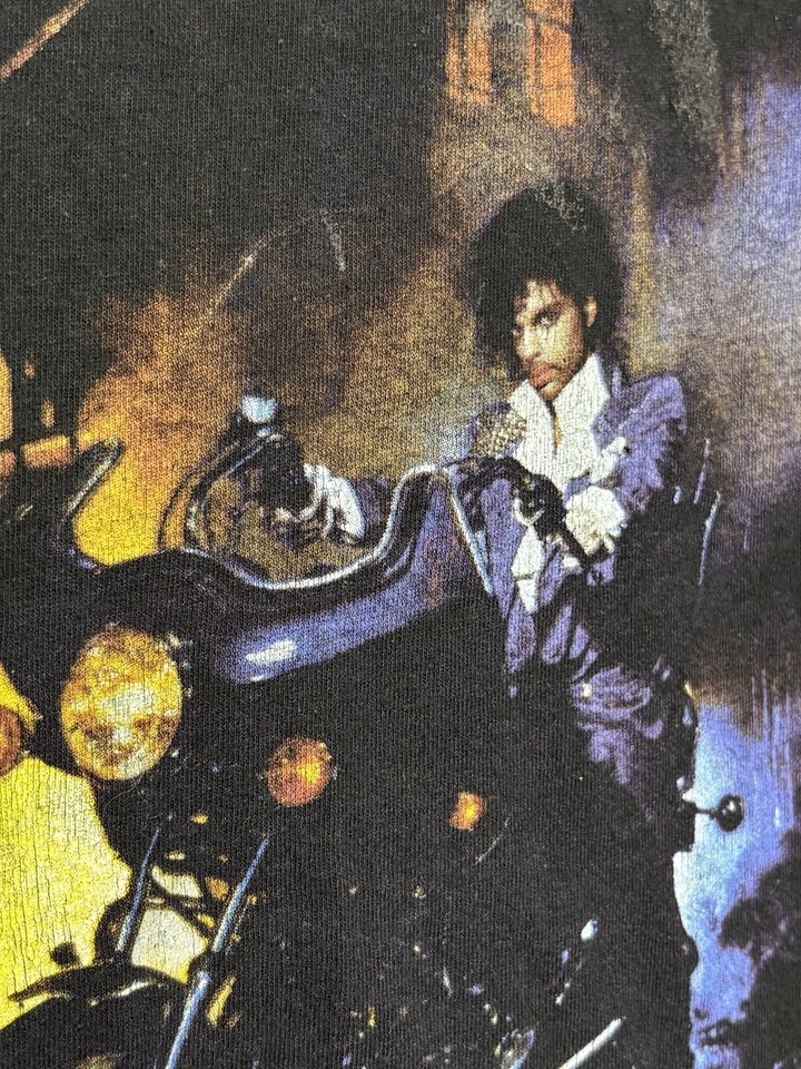 Authentic Prince Estate Collection Purple Rain Graphic Tee Medium Band ...