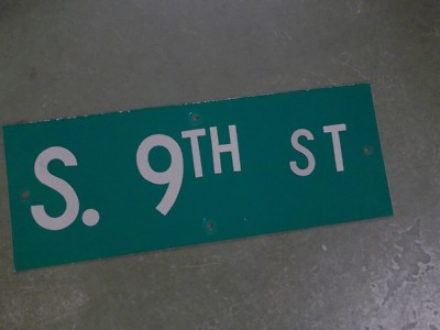 Vintage ORIGINAL S. 9TH ST Street Sign 24' X 9" White on Green | eBay