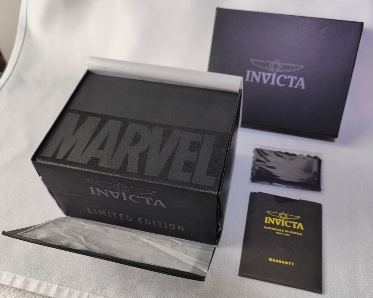 Invicta 37870 Marvel Silver Surfer Men's 52mm 20 Jewel Automatic Ltd ...
