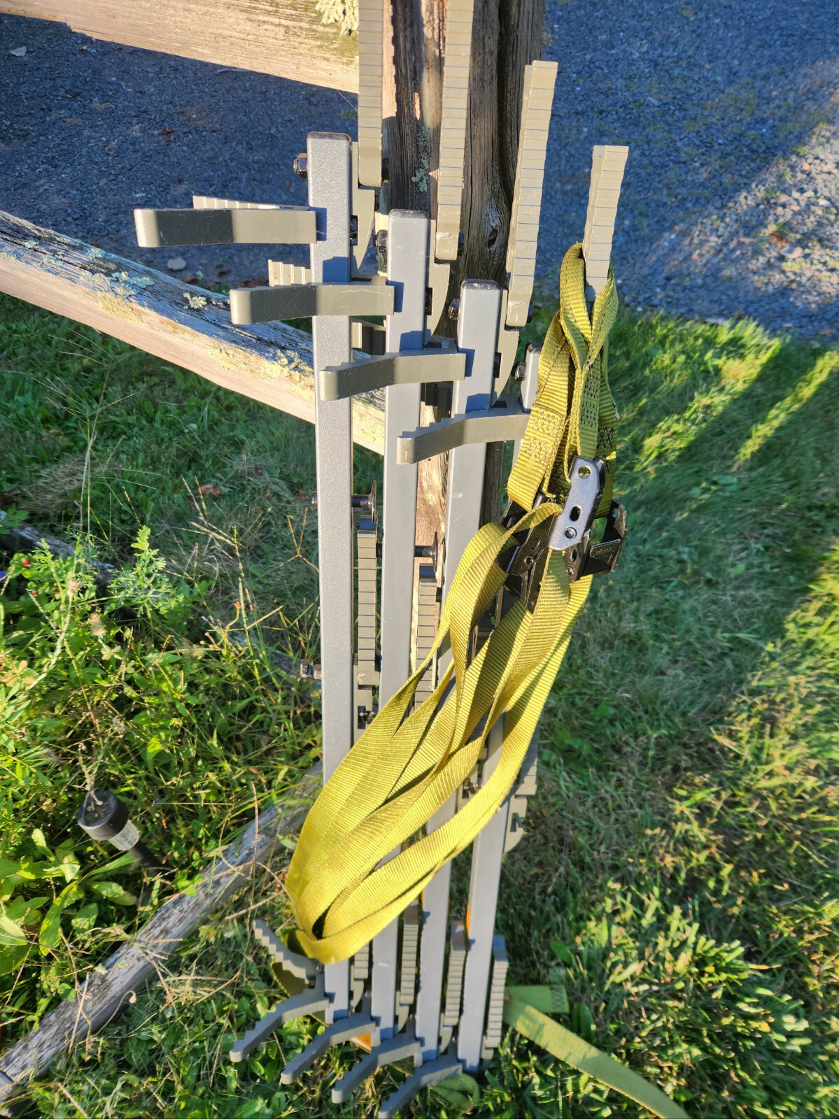 XOP LOCKING 3 Step Long Climbing Stick (4 Pack) 681129097968 | eBay