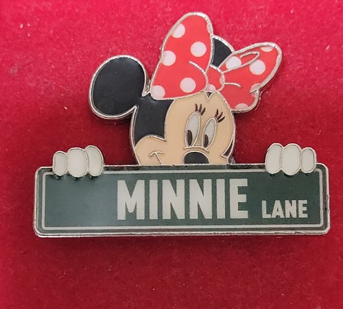 Disney Trading Pin, Minnie, Minnie Lane Street Sign, 2015 42 | eBay