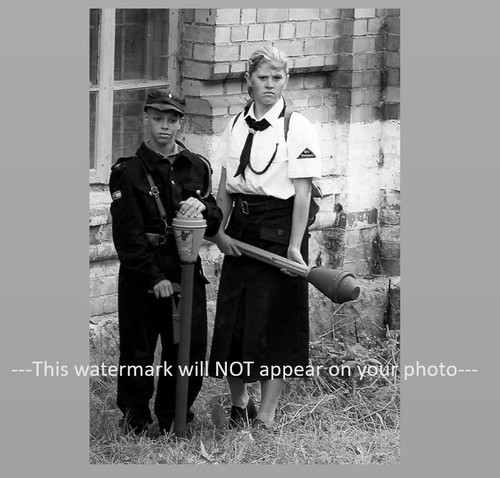 WW2 German Children Anti Tank Weapon PHOTO Panzerfaust World War 2 ...