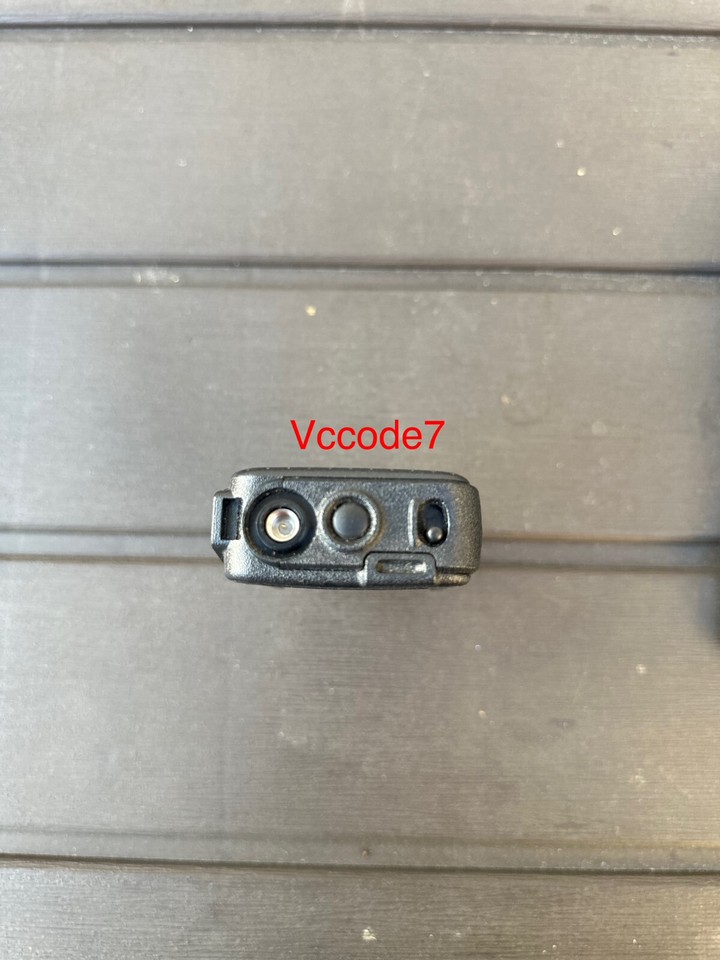 Motorola APX3000 7/800MHz BT 6 ALGOS XLNT COND COVERT RADIOS W/CHARGER ...