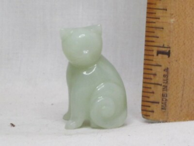 small vintage carved polished jade kitty cat kitten figure sculpture ...