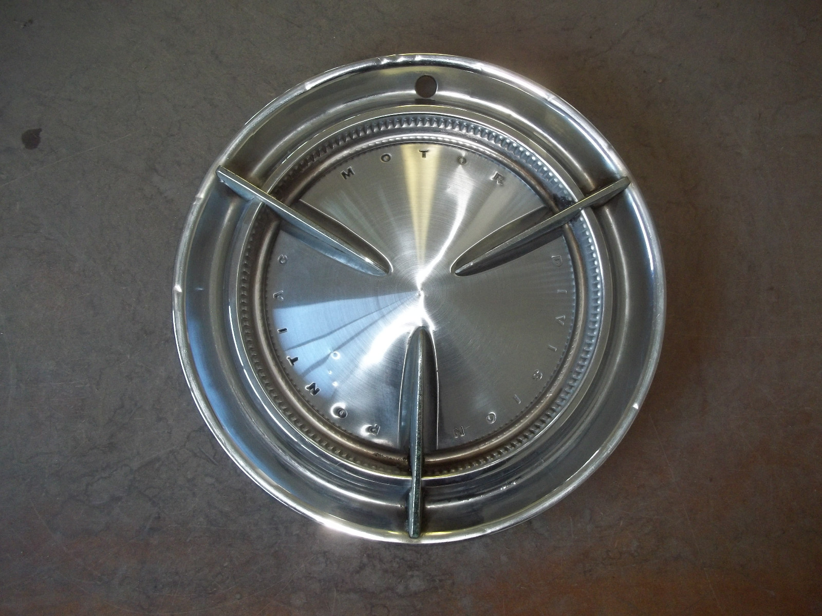 1960 60 Pontiac Hubcap Rim Wheel Cover Hub Cap 14" SPINNER OEM USED Y4 ...