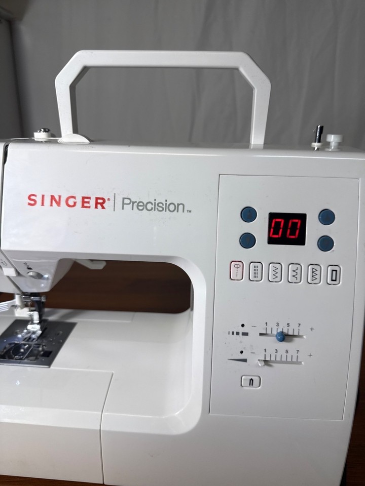 Singer Precision Sewing Machine Digital Display Foot Pedal Adjustable ...