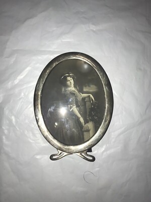 Picture Frames - Vintage Oval Picture
