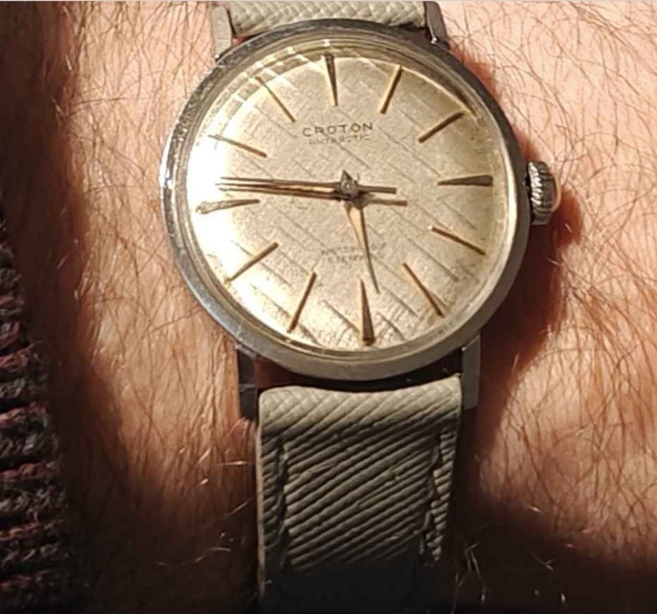 Vintage Croton Antarctic Manual Wind – 1950s – Snow Dial Pre-Nivada ...