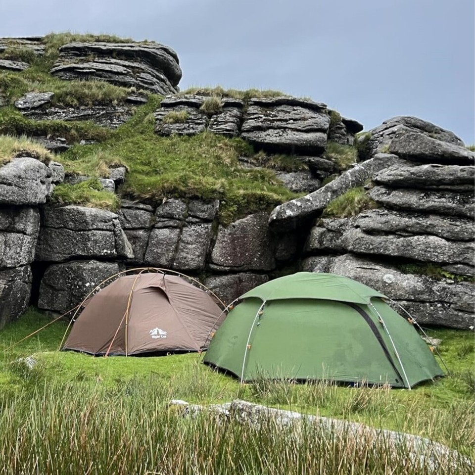 2 Person Camping Tent Hiking Canopy Backpack Tents Waterproof Aluminium ...