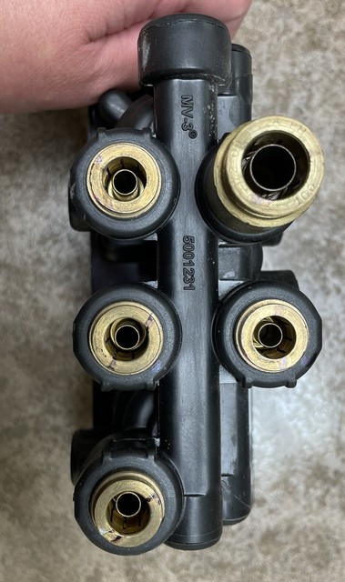 2019 International Lt625 Bendix Air Brake Valve K125904 for sale online ...