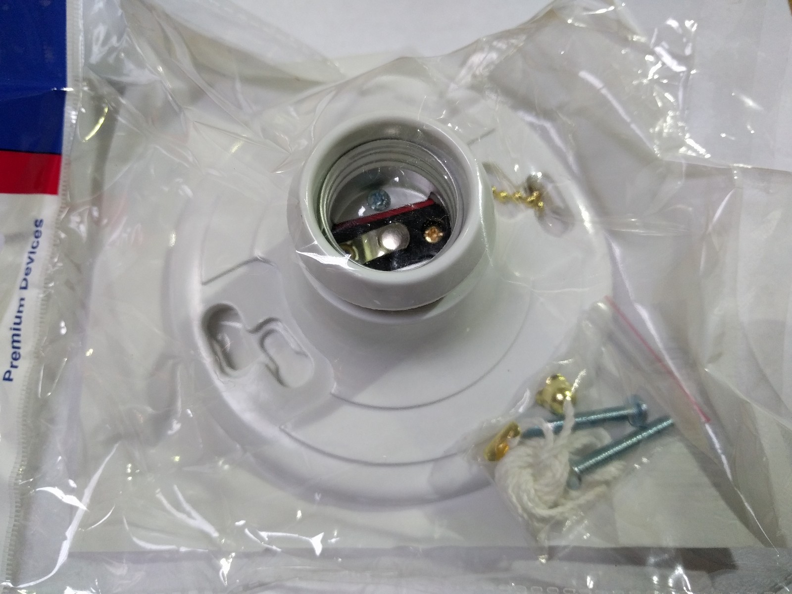 (50 pc) Plastic Keyless Ceiling Lampholder Fixture w/ Pull Chain ...