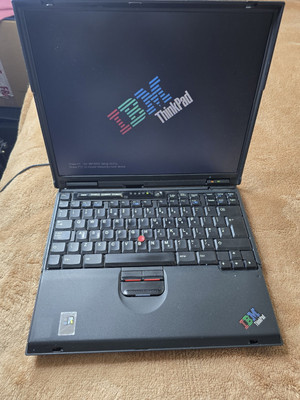 IBM THINKPAD T22 Vtg Laptop Type 2647 Pentium III Untested For Parts ...