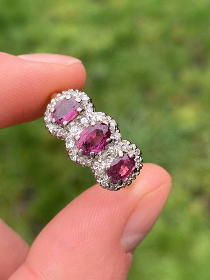 18ct Gold Graff Ruby & Diamond Vintage Cluster Ring 4.7 Grams | eBay UK