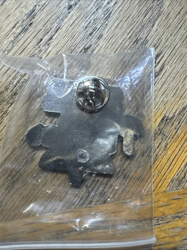 Philadelphia Phillies Logo Pin NEW WITH BACKING | eBay