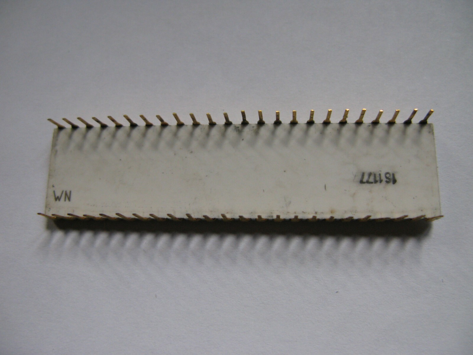 gold ceramic DEC video chip DC716 PDP-11 DEC Pro-350 8080 4004 8008 cpu ...