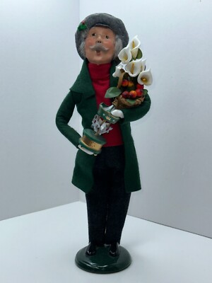 BYERS CHOICE Caroler Traditional Shopper Old Man Mini Carousel & Calla ...