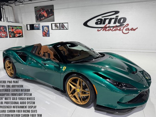 2023 Ferrari F8 Spider Verde Pino paint, two-tone bodywork, matte gold ...