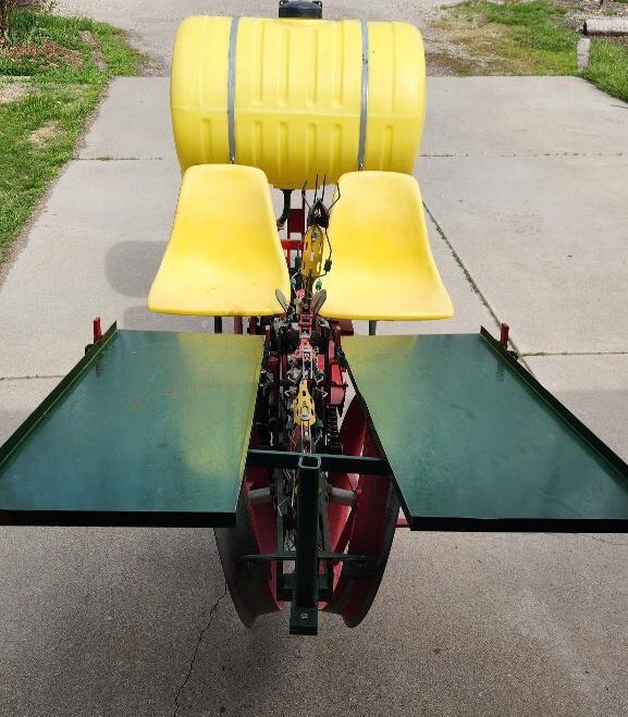 Mechanical Transplanter - One Row Farm/Garden Plant Transplanter, Two ...