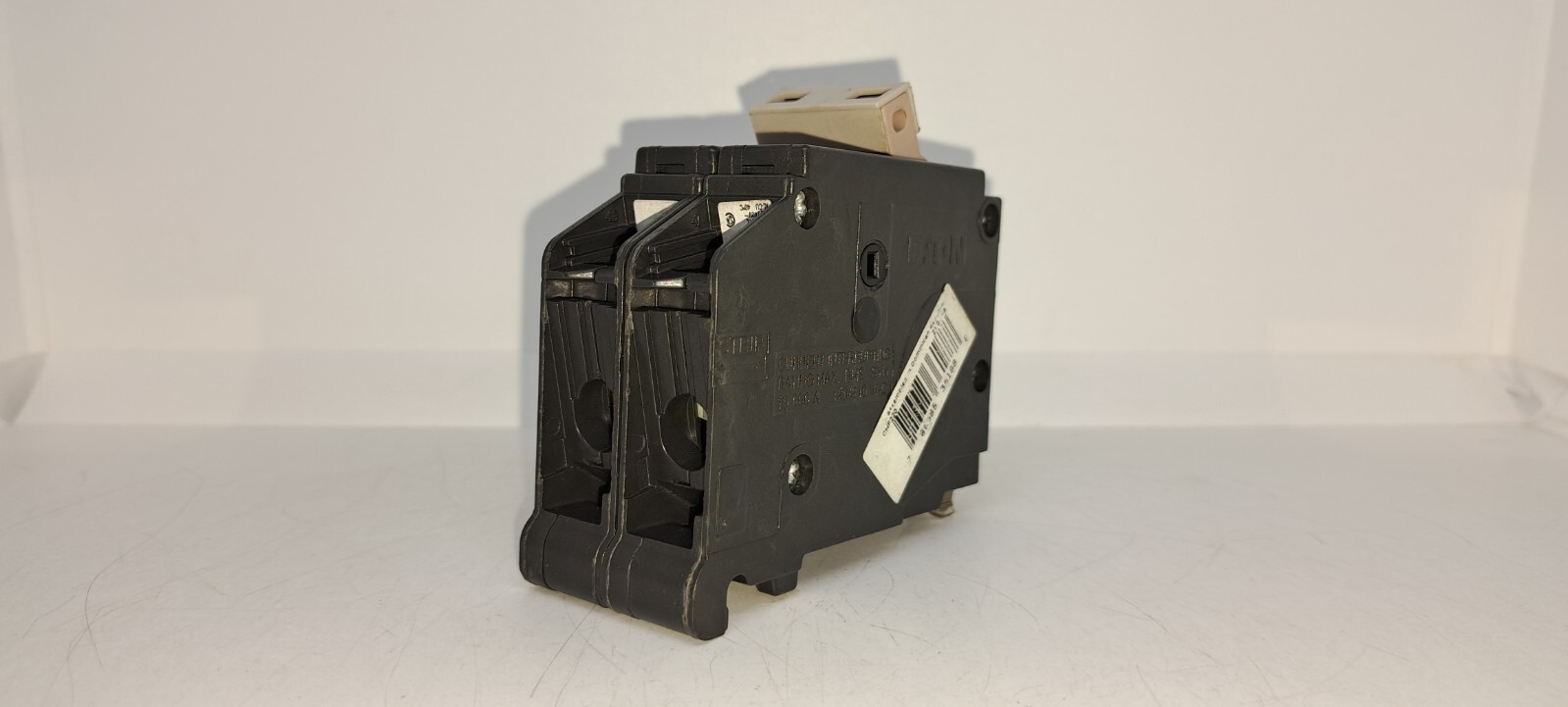 Eaton Cutler Hammer CHF220 20 Amp 2 Pole 120/240v Type CH Circuit ...
