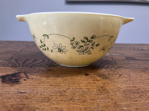 Vintage Pyrex Shenandoah Cinderella Mixing Bowl 441 Floral Swirl on ...