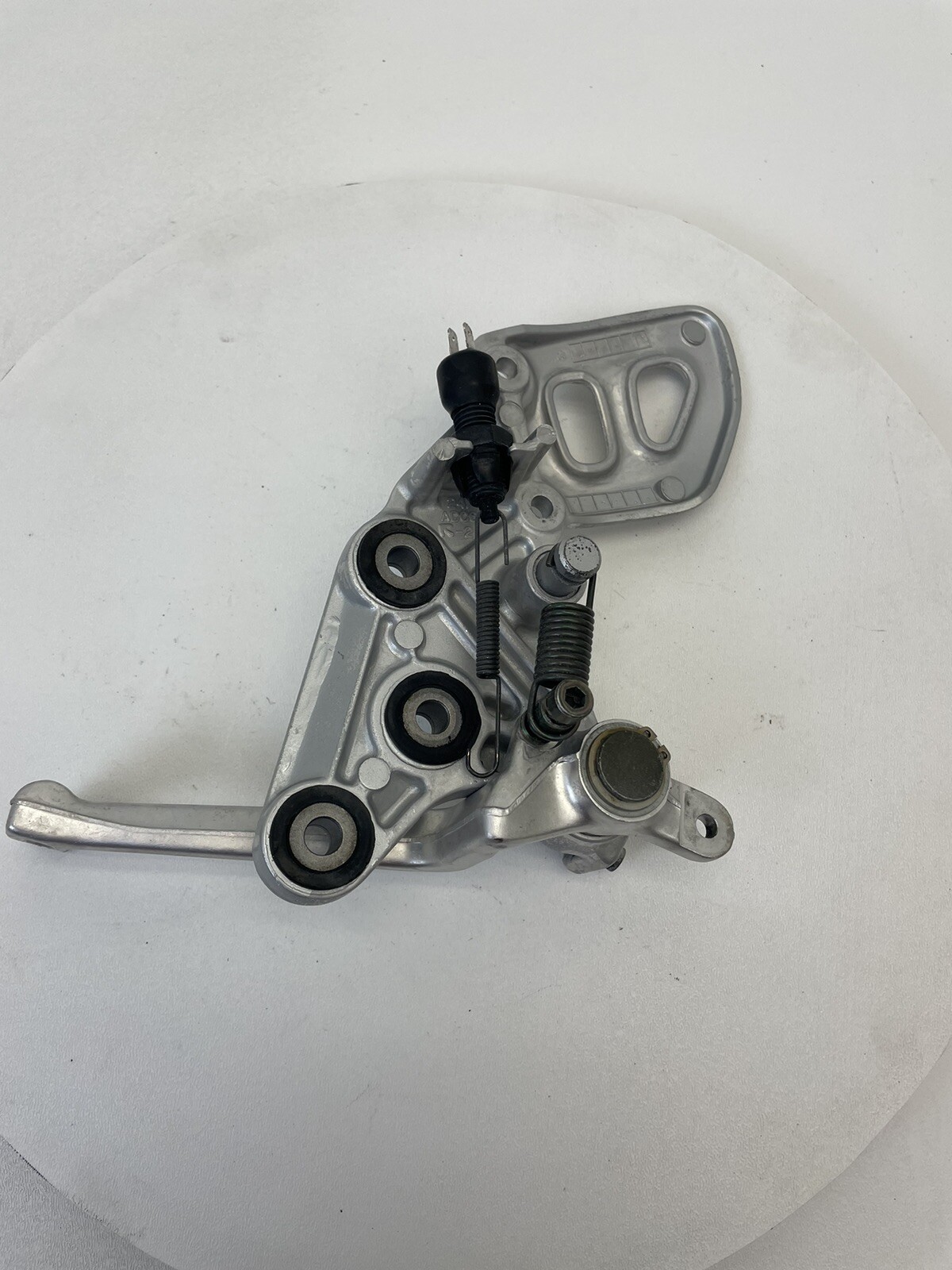 99-07 Suzuki Hayabusa GSXR 1300 OEM Right Rear Set Brake Pedal Peg Foot ...